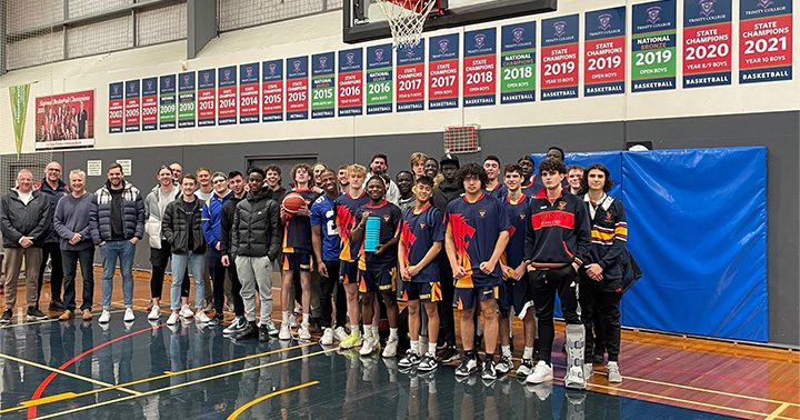 Basketball Celebrates History with Banner Launch | Trinity College